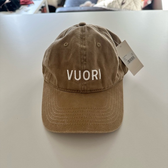 Vuori | Accessories | New Vuori Spellout Logo Ball Cap Baseball Hat ...